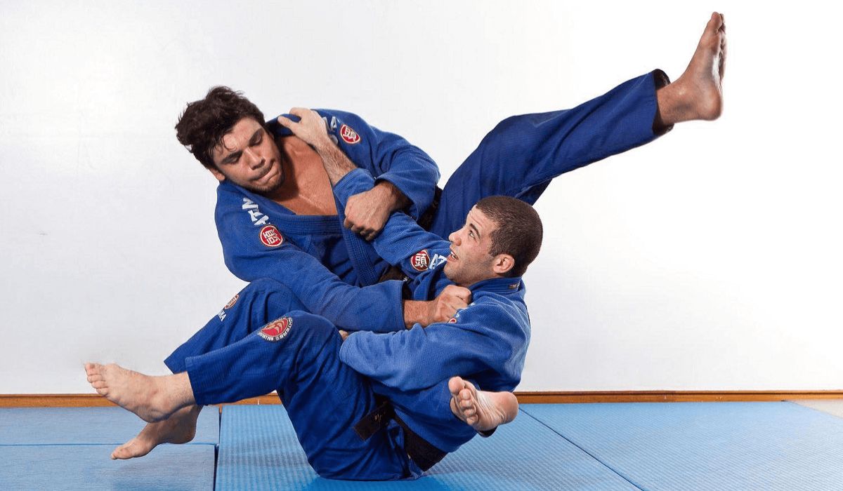 Jiu Jitsu Armbar: Everything You Need to Know! - Page 7 of 13 ...